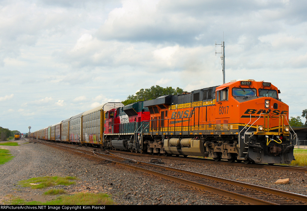 BNSF 6017 FXE 4070